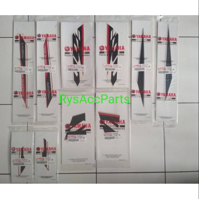 Jual Striping stiker lis motor yamaha new vixion advance 2017 putih merah lis silver original ...
