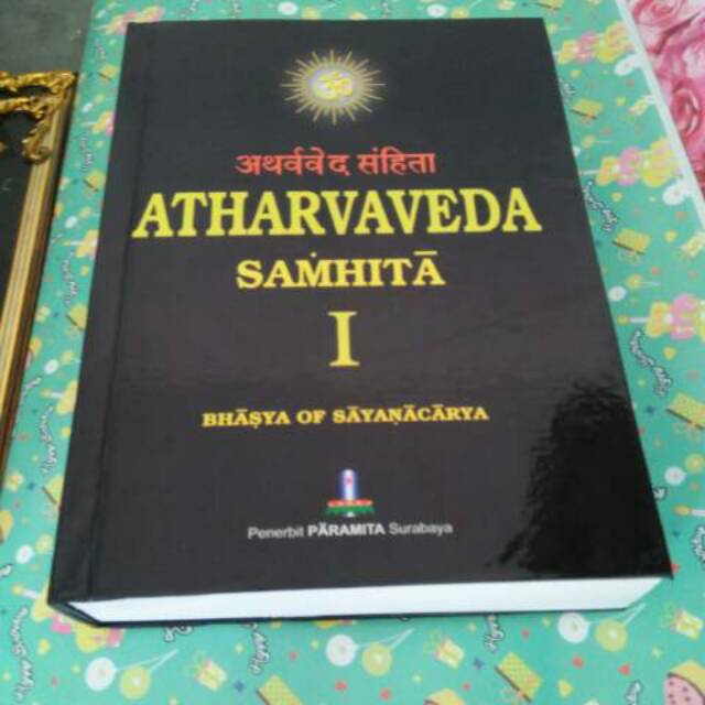 Jual kitab Atharva veda samhita volume 1 | Shopee Indonesia