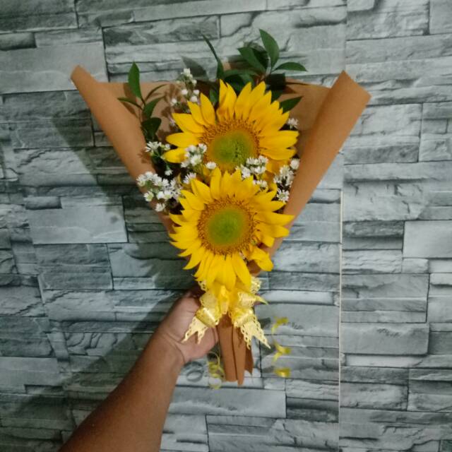 Jual Buket bunga matahari asli bucket wisud | Shopee Indonesia