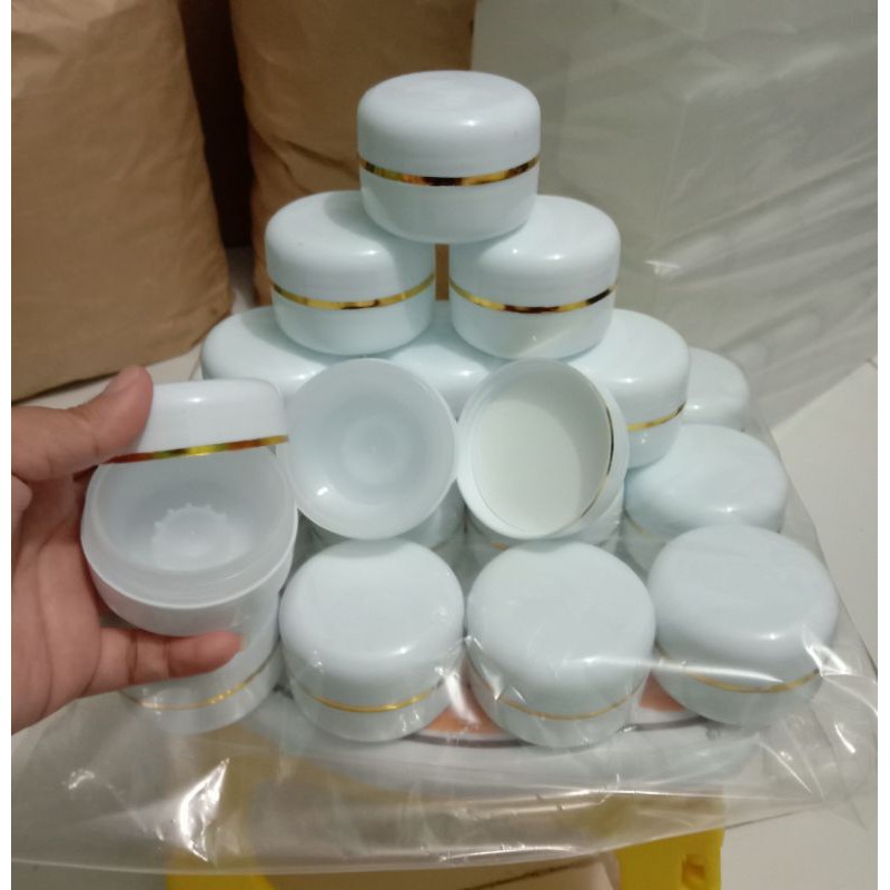 Jual Pot Cream 30Gr List Gold | Shopee Indonesia