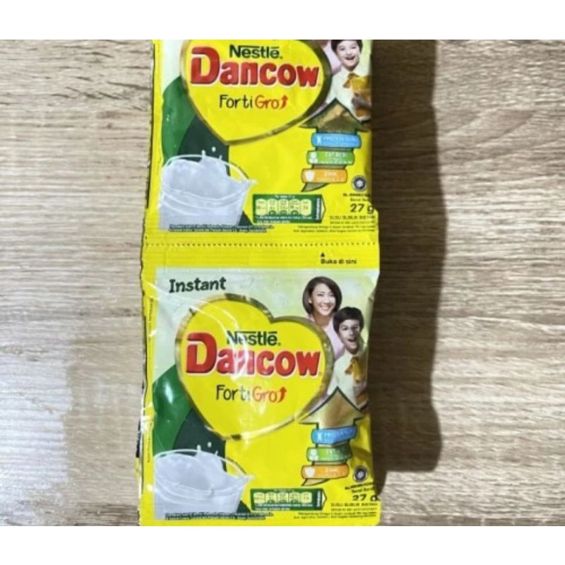 Jual SUSU DANCOW FORTIGO SACHET 10 PCS | Shopee Indonesia