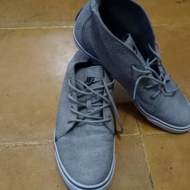 Jual Sepatu nike uk- 38,5 original limited edition | Shopee Indonesia