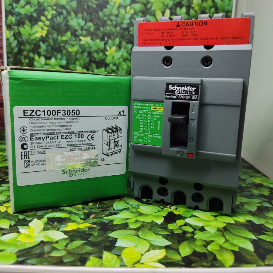 Jual MCCB / breaker Schneider Elektrik EZC100F 3P 50A 3phase 50 A EZC100F3050 | Shopee Indonesia