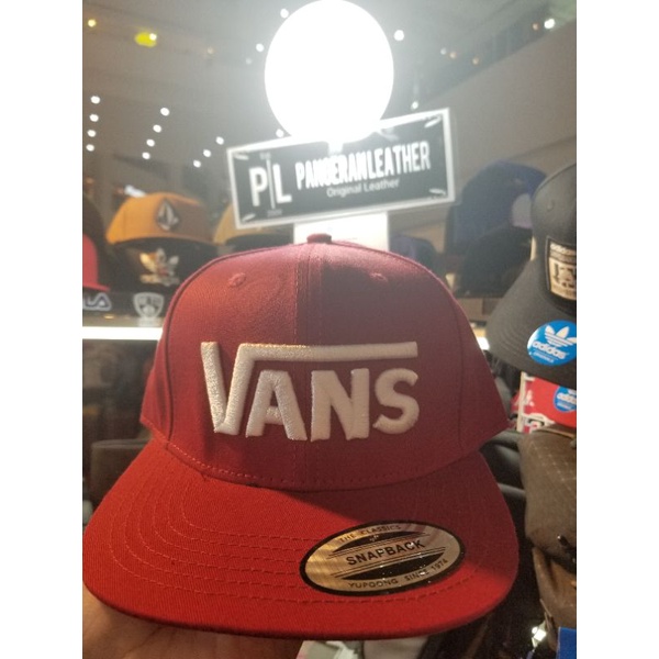 Jual topi vans merah logo putih | Shopee Indonesia