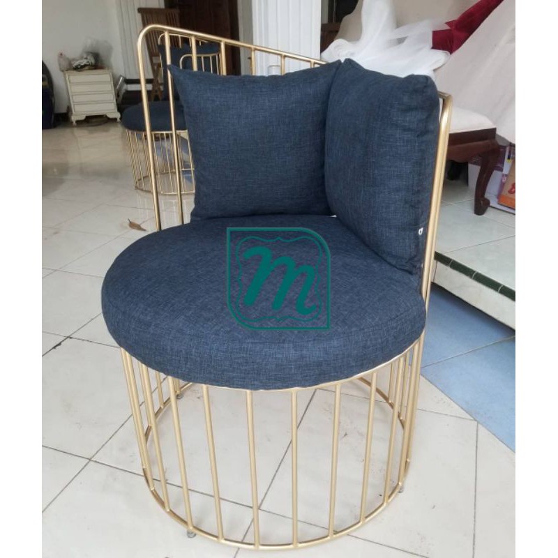 Jual SOFA BULAT RANGKA BESI METAL FRAME BY MEZZALUNA | Shopee Indonesia