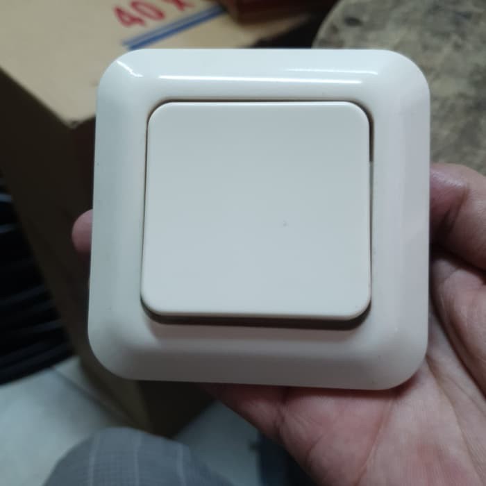 Jual SAKLAR SAKELAR ENGKEL SERI BROCO GRACIO CREAM KREM 1 ARAH | Shopee ...