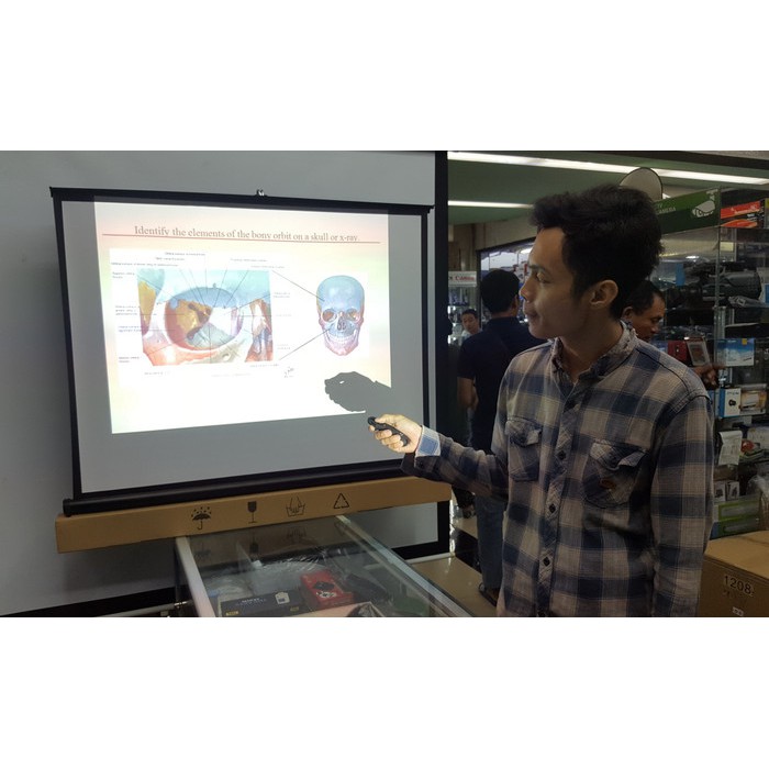 Jual TABLE SCREEN - SCREEN PROJECTOR PORTABLE 50 INCH | Shopee Indonesia