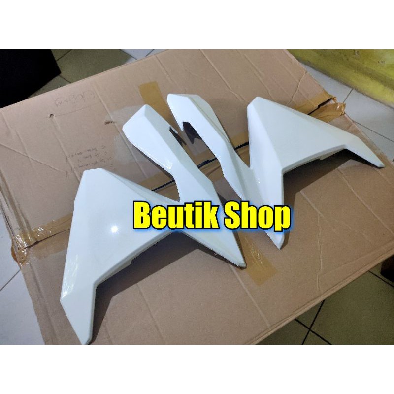 Jual SAYAP BODI BODY DEPAN VARIO 125 150 LED LAMA OLD PUTIH | Shopee ...