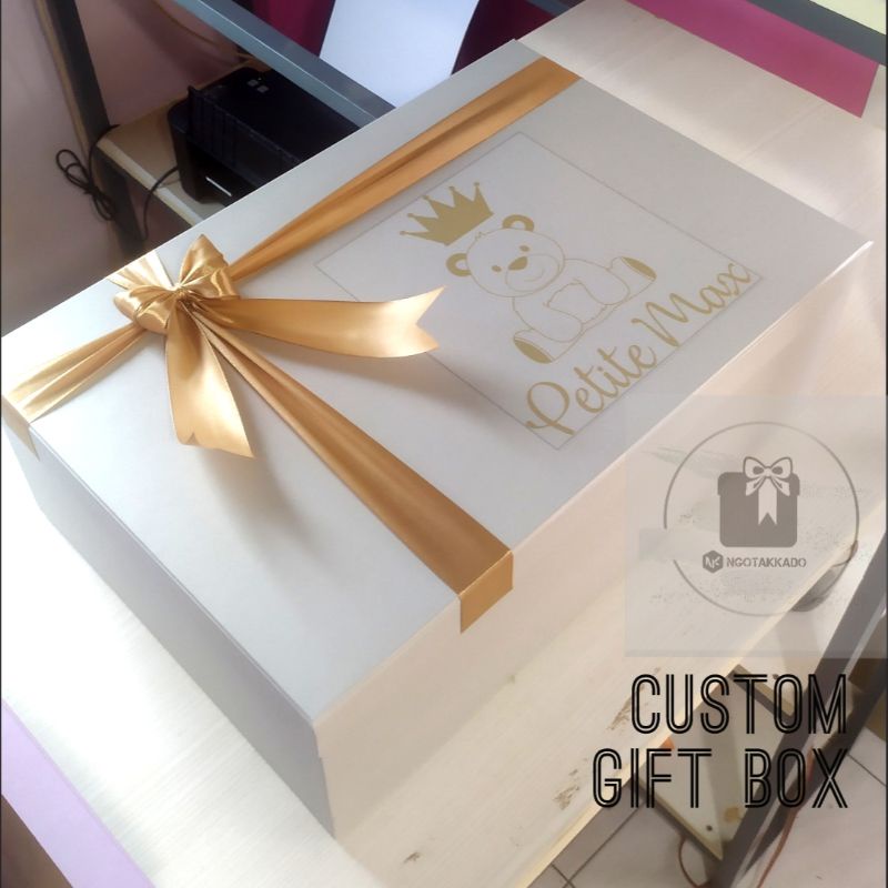 Jual KOTAK KADO/GIFT BOX PREMIUM UKURAN (PxLxT) 40x35x15 & 40x35x20 ...