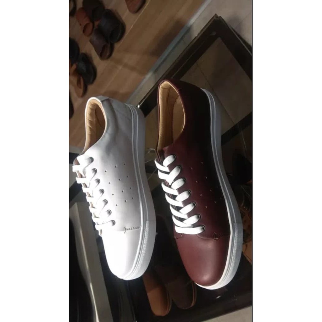 Jual SEPATU BUCCHERI CASUAL SEPATU PRIA/WANITA SIZE -39 s/d 44 - Putih ...