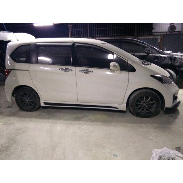 Jual bodykit freed hybrid adaptasi nobles BODY KIT BODIKIT GRADE-A ...