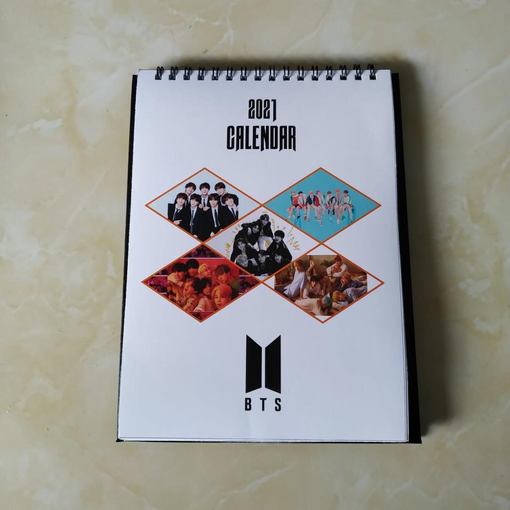 Jual Kalender Meja 2025 BTS K-Pop Bebas Custom | Shopee Indonesia Jual Kalender Meja 2025 BTS K-Pop Bebas Custom | Shopee Indonesia