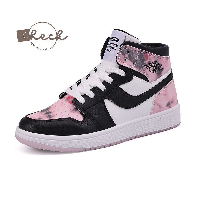Jual Sepatu Sneakers Wanita Sport Shoes Model Terbaru Tahun 2022 Glow ...