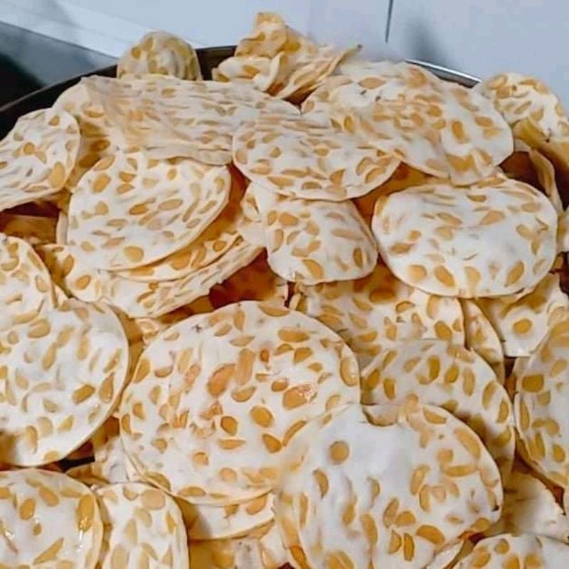 Jual 1 Kg Kripik Tempe Sagu Renyah Gurih Freshstok Cemilan Enak Keripik ...
