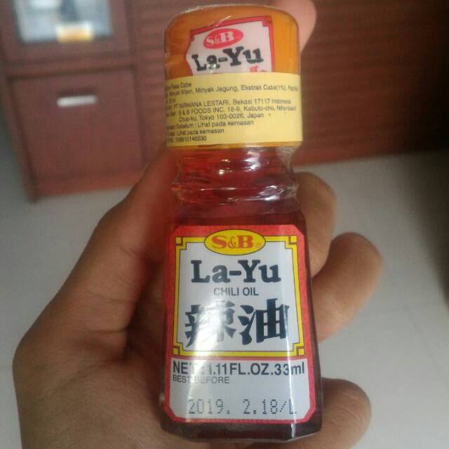 Jual S&B LA-YU Chili oil 33ML | Shopee Indonesia