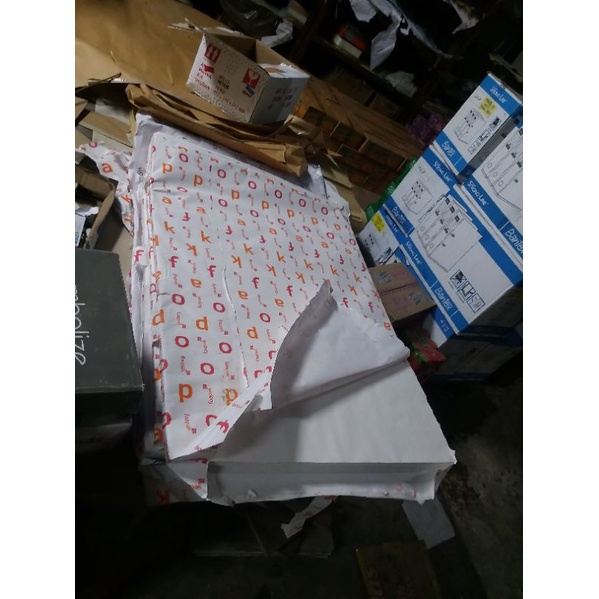 Jual KERTAS ROTI BESAR 75cmx100cm BERKUALITAS / baking paper / Greese ...