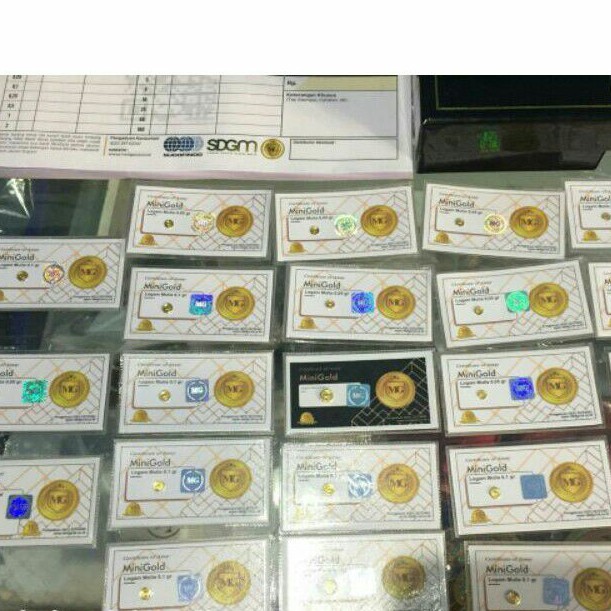 Jual minigold emas mini LM 0,05 gm faktor resmi distributor | Shopee ...