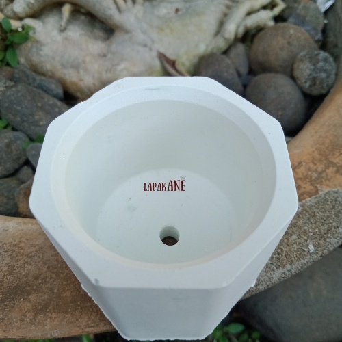Jual POT MINI SUKULEN POT KAKTUS SEMEN MINI POT OCTAGON POT MINI KAKTUS ...