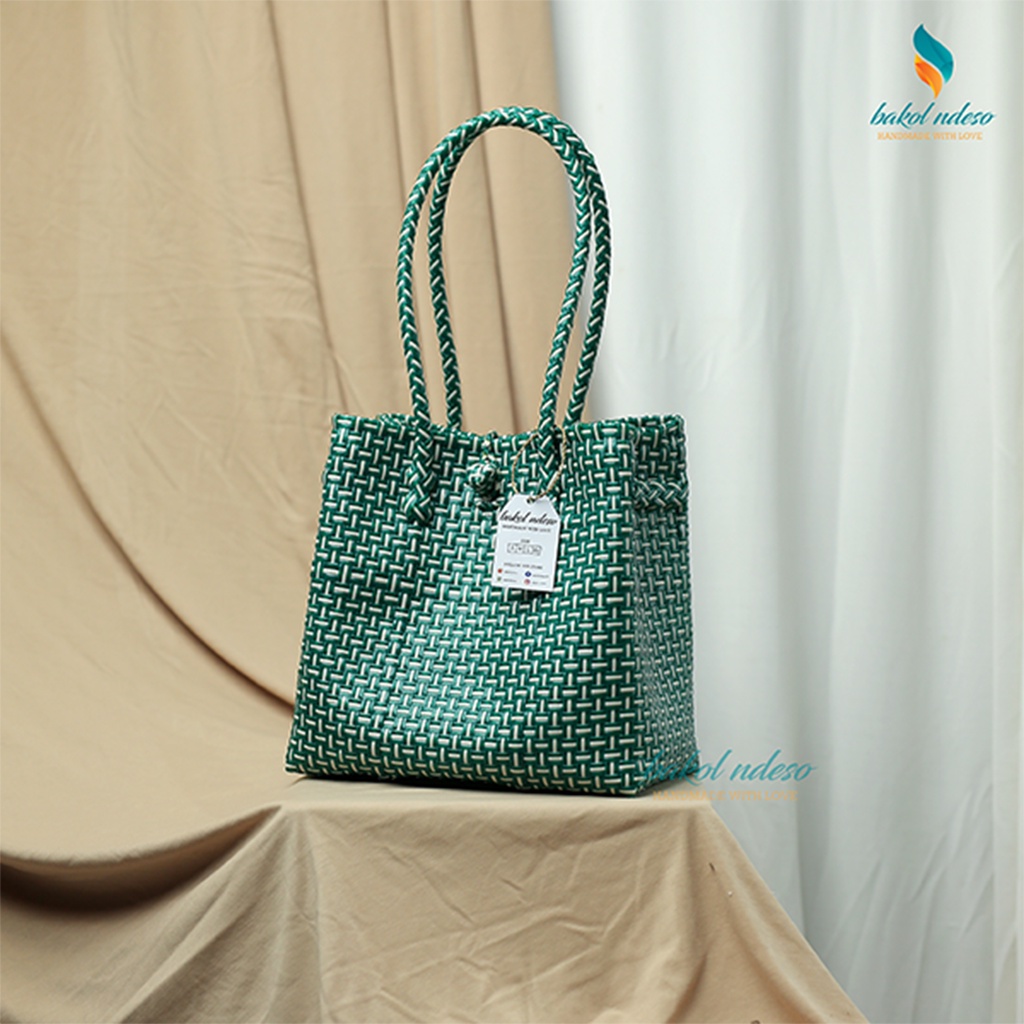 Jual Tas Tote Belanja Pasar Tas Anyaman Jali Jali Plastik Rajut Belanja ...