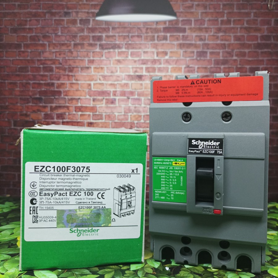 Jual MCCB breaker Schneider Elektrik EZC100F 3P 75A 3phase 75 A EZC100F3075 | Shopee Indonesia