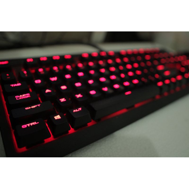 Jual Gaming Keyboard CORSAIR STRAFE RGB MECHANICAL CHERRY MX RED ...