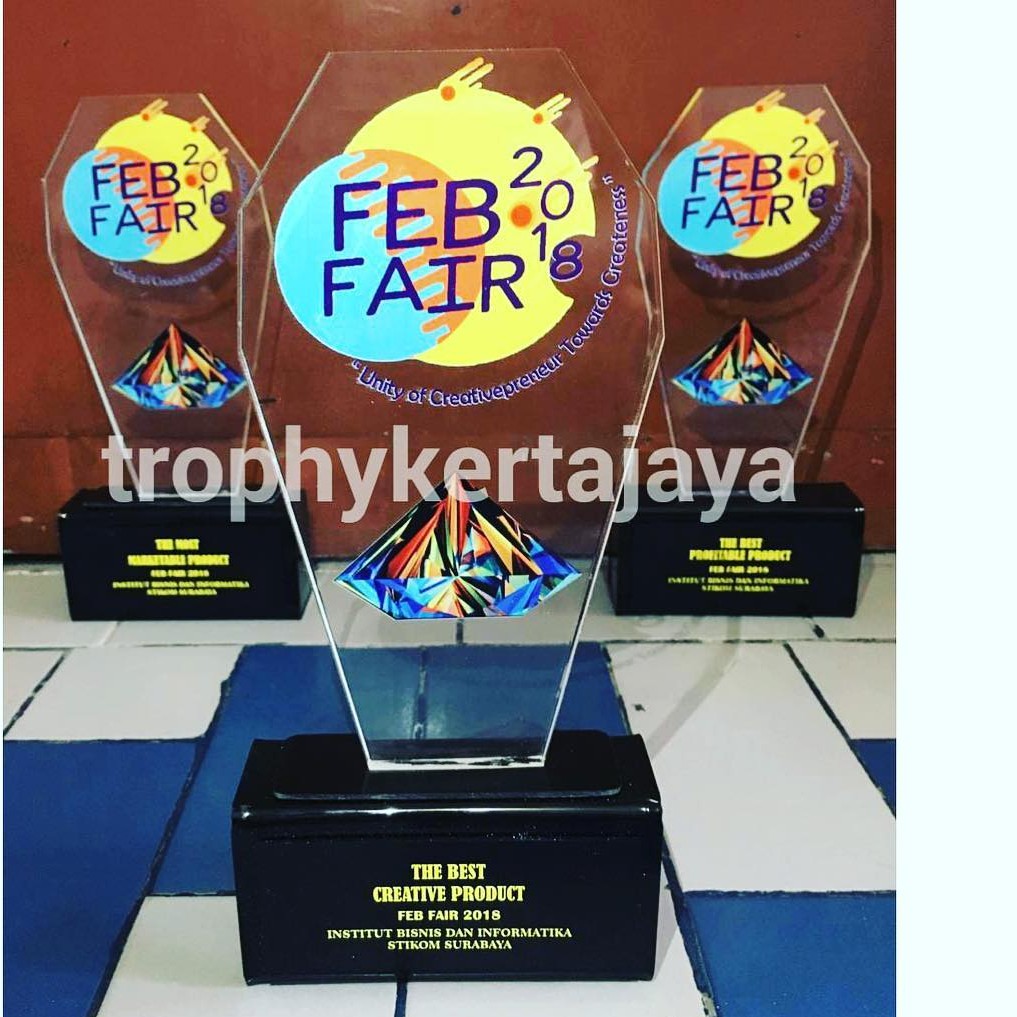 Jual PIAGAM PENGHARGAAN / PIALA PENGHARGAAN / PIALA AKRILIK | Shopee ...
