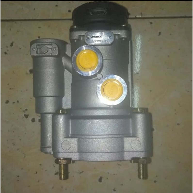 Jual 6 Way Relay Control Valve HINO 500 New Gen | Shopee Indonesia