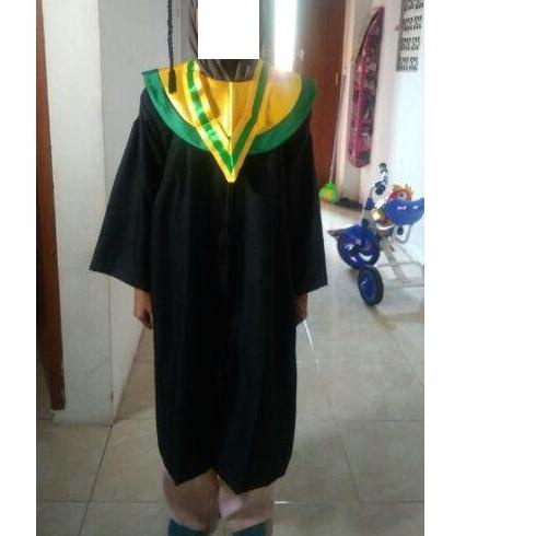 Jual Diskon!! KODE-491 baju Toga Wisuda Set Lengkap Dengan Topi Samir ...
