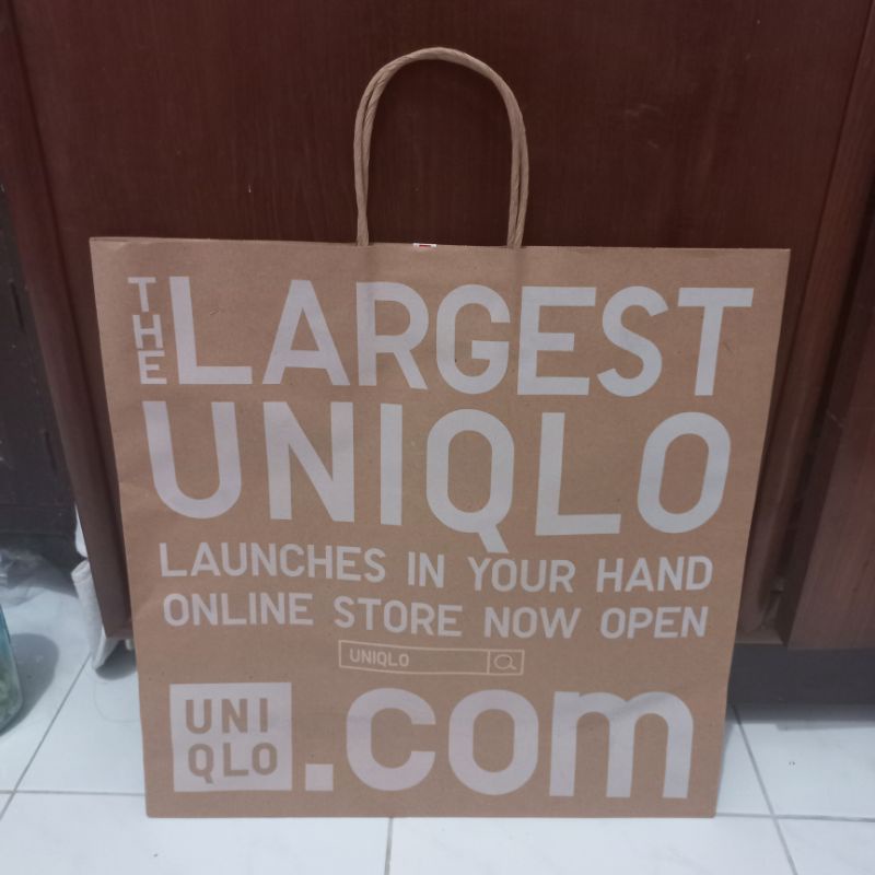 Jual Paper Bag Uniqlo Paling Besar | Shopee Indonesia