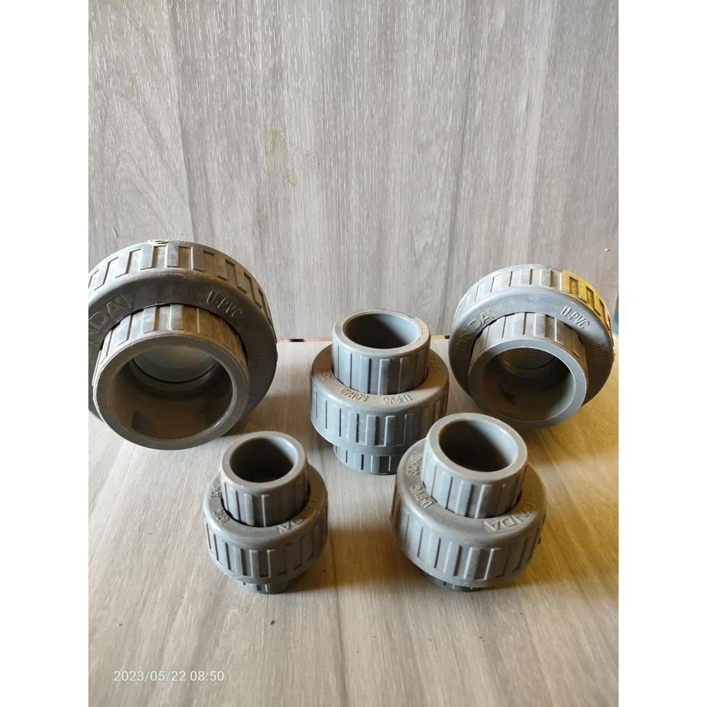 Jual WATER MUR PVC WATER MOOR 1/2, 3/4, 1, 1 1/4, 1 1/2 INCH LANGGENG ...