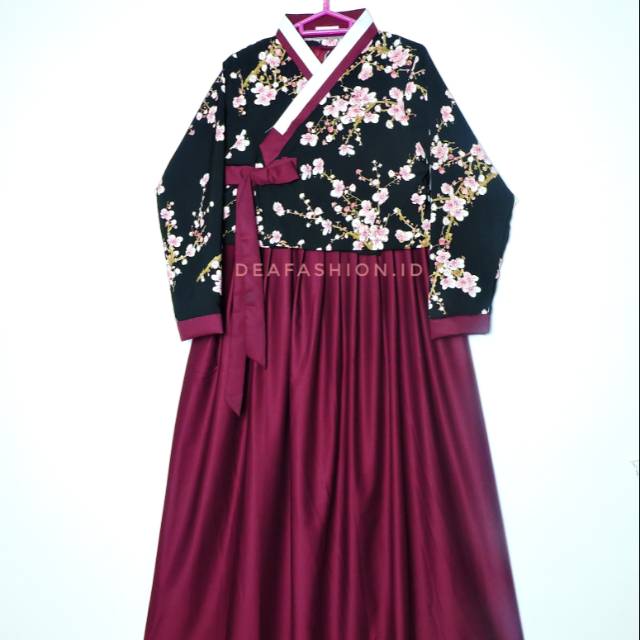 Jual Hanbok sakura maroon | Shopee Indonesia