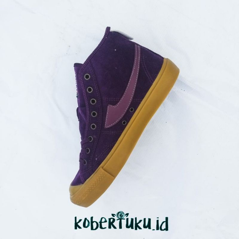 Jual Sepatu Compass x Kelompok Penerbang Roket (KPR) | Shopee Indonesia