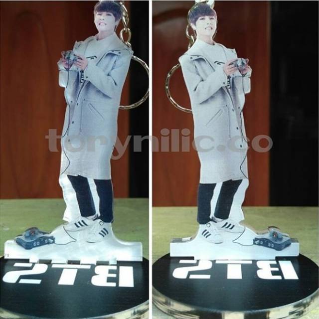 Jual Standee V BTS | Shopee Indonesia