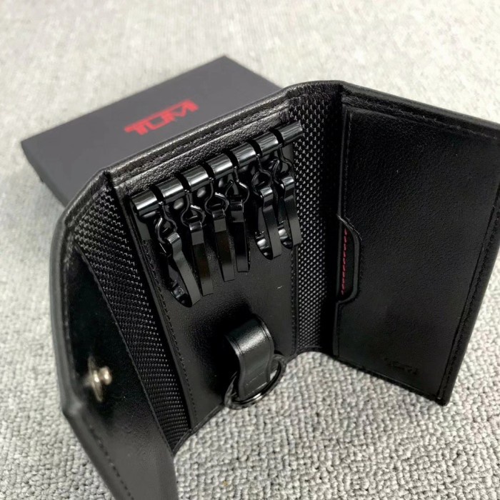 Jual Gantungan Kunci Tumi Key Chain Keychain Car Mobil Kulit Hitam ...