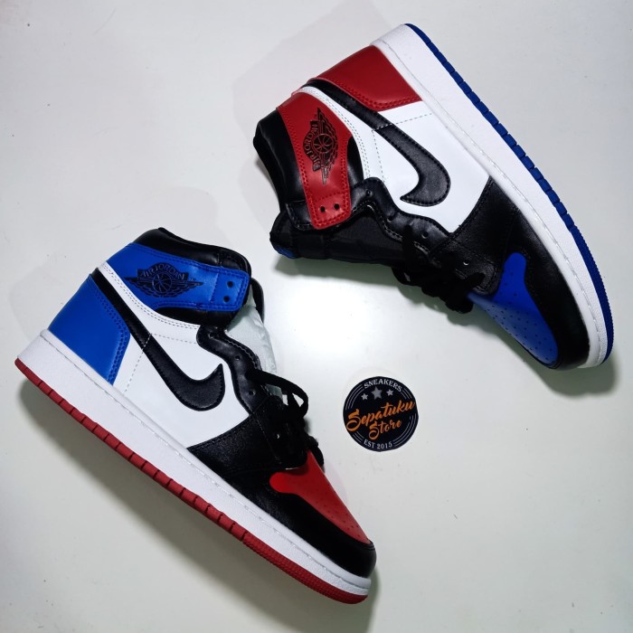 Jual Sepatu Nike Air Jordan 1 Retro High OG Top 3 - Premium Quality ...