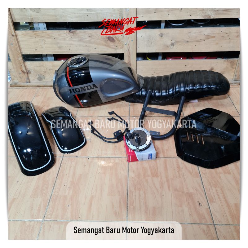 Jual Paket Custom VERZA ganti tangki dan jok megapro mono injeksi dan ...