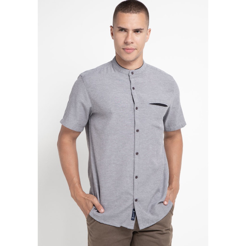 Jual TRIPLE Kemeja Lengan Pendek Slim Fit (SS MC 407) | Shopee Indonesia