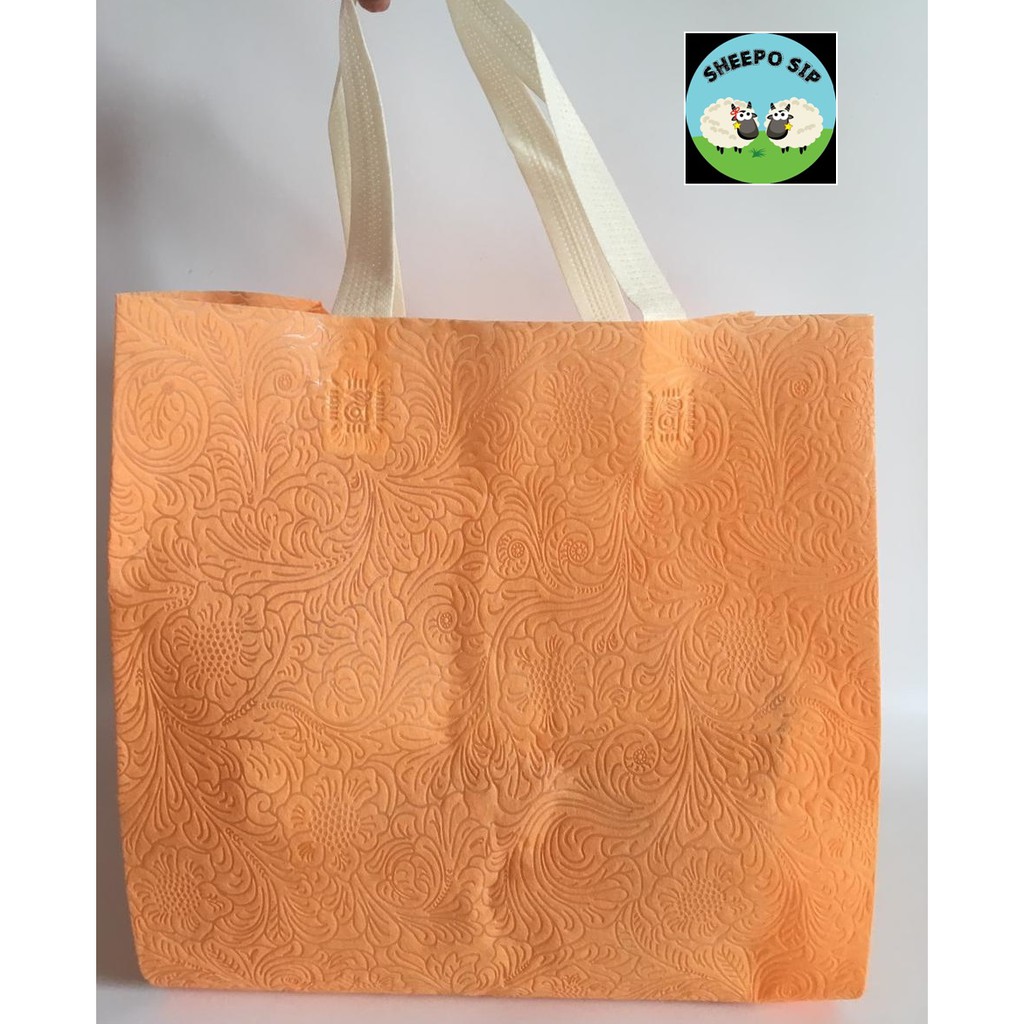 Jual GOODIE BAG Tas Parsel Lebaran Embos 28x24x40 Tas Hampers Lebaran ...