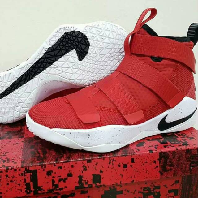 Jual Sepatu basket Lebron Soldier 11 Red | Shopee Indonesia