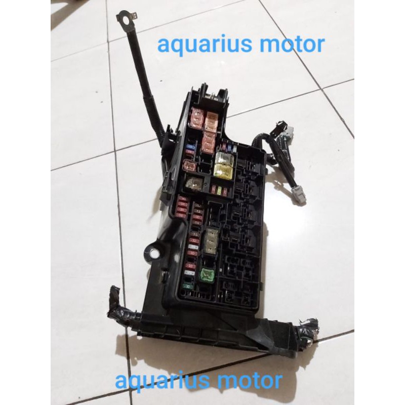 Jual Fuse Box Box Sekring Skring Depan Innova Inova Reborn N Fortuner ...
