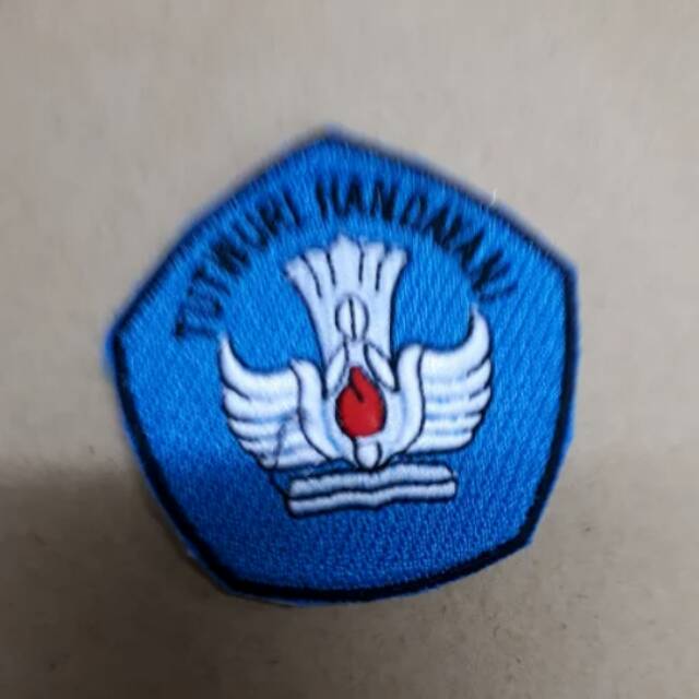 Jual Logo tutwuri handayani | Shopee Indonesia