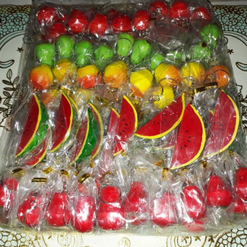 Jual Souvenir Gantungan Kunci Buah-buahan (isi 100) | Shopee Indonesia