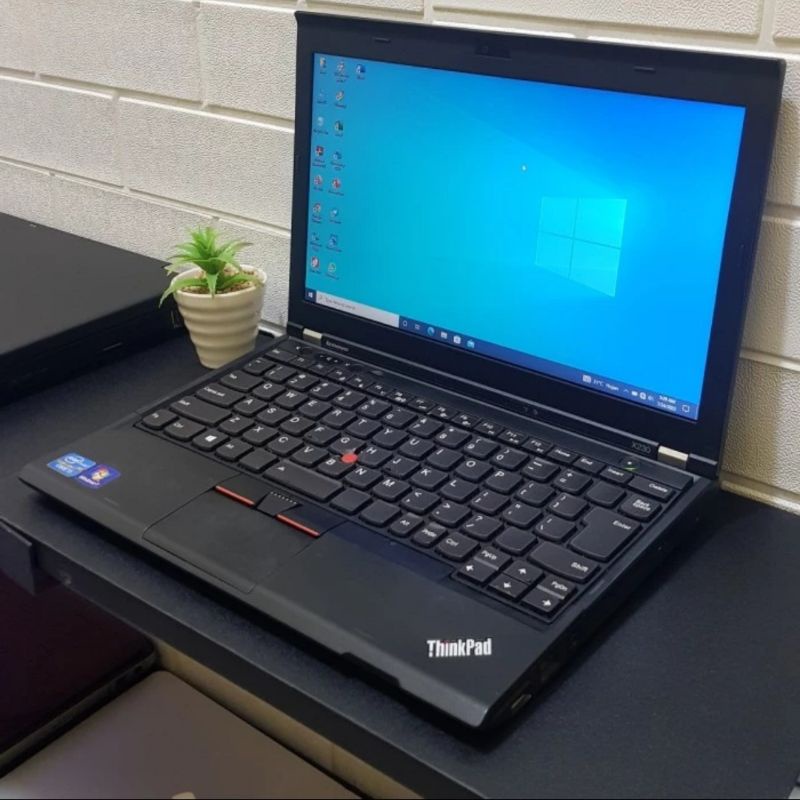Jual LAPTOP LENOVO THINKPAD X230 CORE i5 GEN 3 RAM 4GB SSD 128 GB | Shopee Indonesia