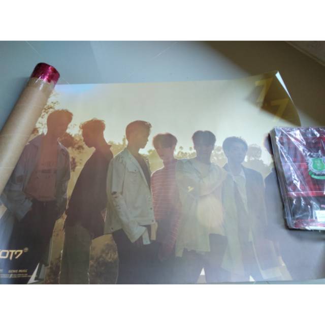 Jual POSTER OFFICIAL GOT7 | Shopee Indonesia