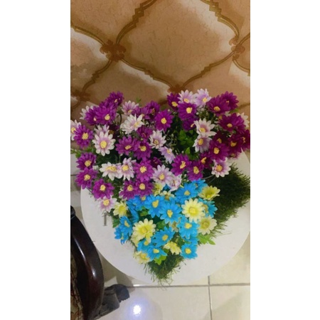 Jual Bunga deasy dan pot kaleng | Shopee Indonesia