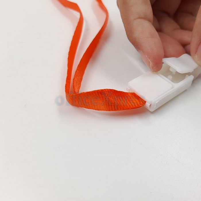 Jual Tali ID Card Klip Plastik / Gantungan Id Card / Tali Nylon ID Name ...