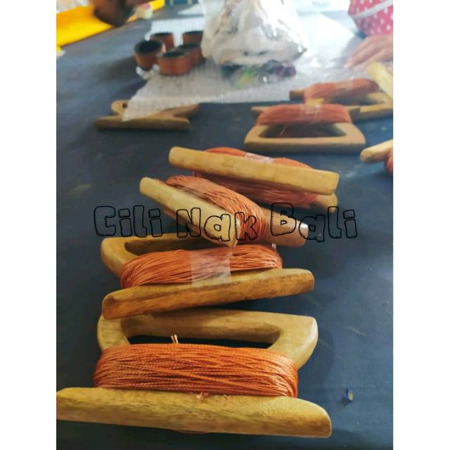 Jual Tali Benang Layangan dan Gulungan | Shopee Indonesia