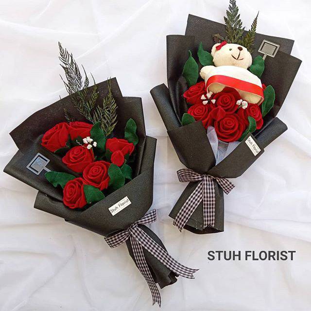 Jual ANNA BOUQUET Bunga Mawar Merah Flanel Felt Flowers Bouquet Hadiah ...