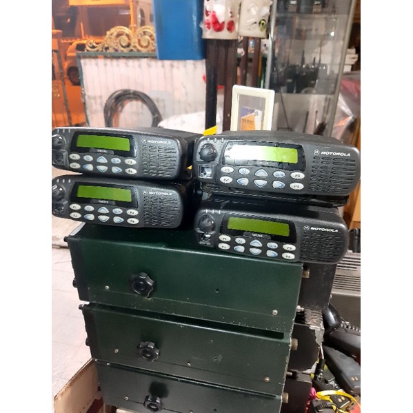 Jual Radio Rig Motorola GM 338 UHF Normal Dan Mulus Serta 45 Watt Bahan ...