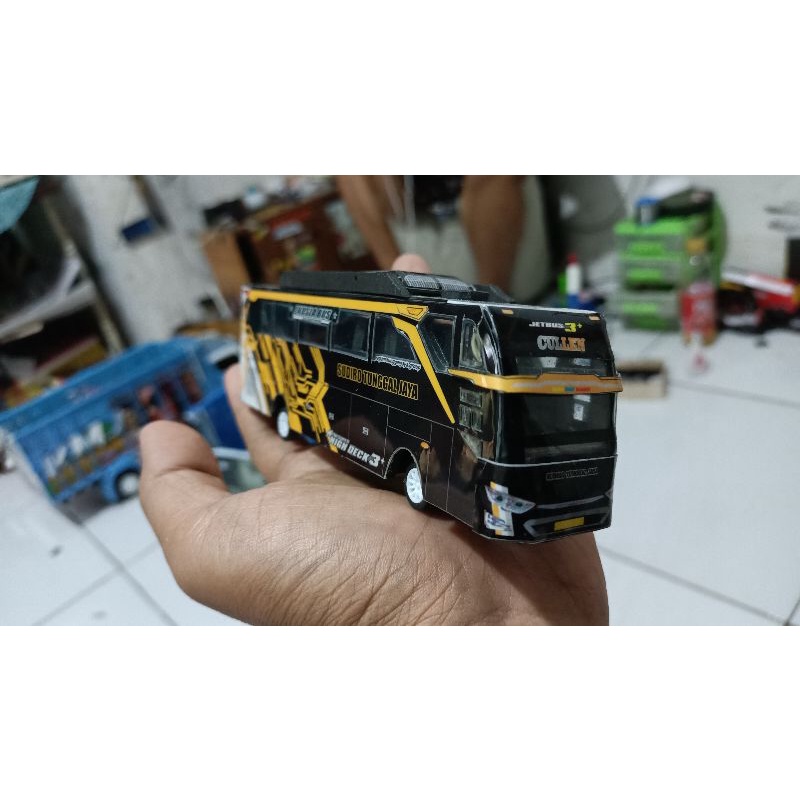 Jual Miniatur Bis STJ Cullen Full Interior Seukuran Hotwill | Shopee ...